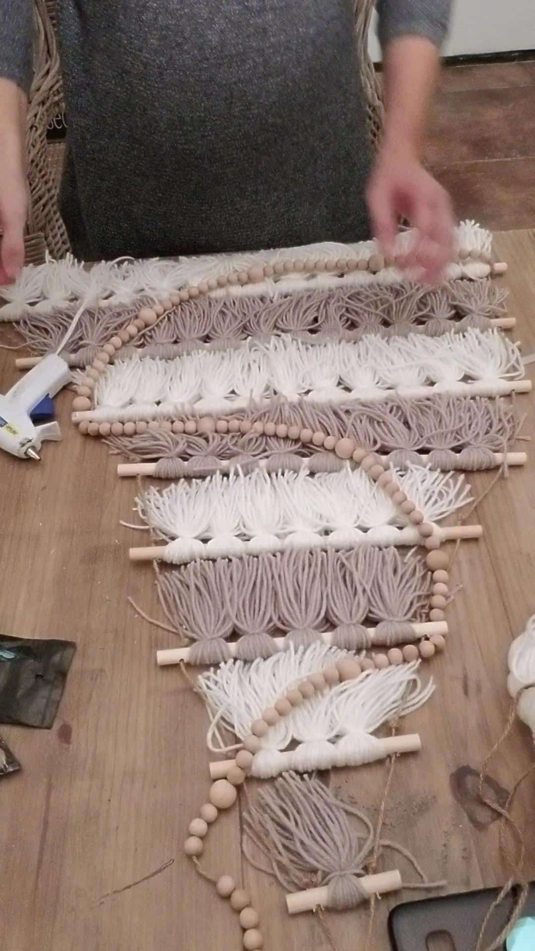 DIY Tassel Tree Christmas Card Holder – The Inspired Workshop