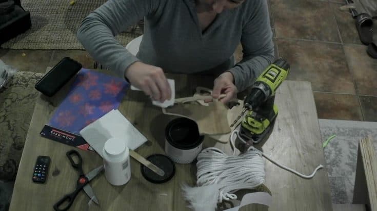 DIY Ice Skate Decor – The Inspired Workshop