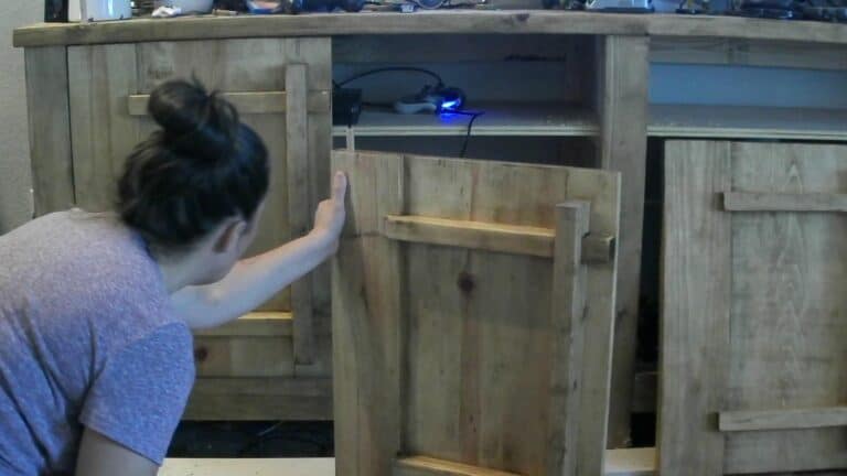 DIY Wooden Hinges – The Inspired Workshop