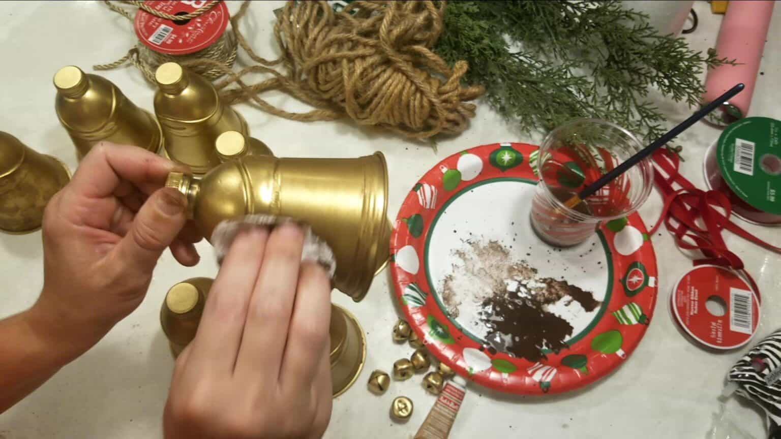 DIY Christmas Bells – The Inspired Workshop