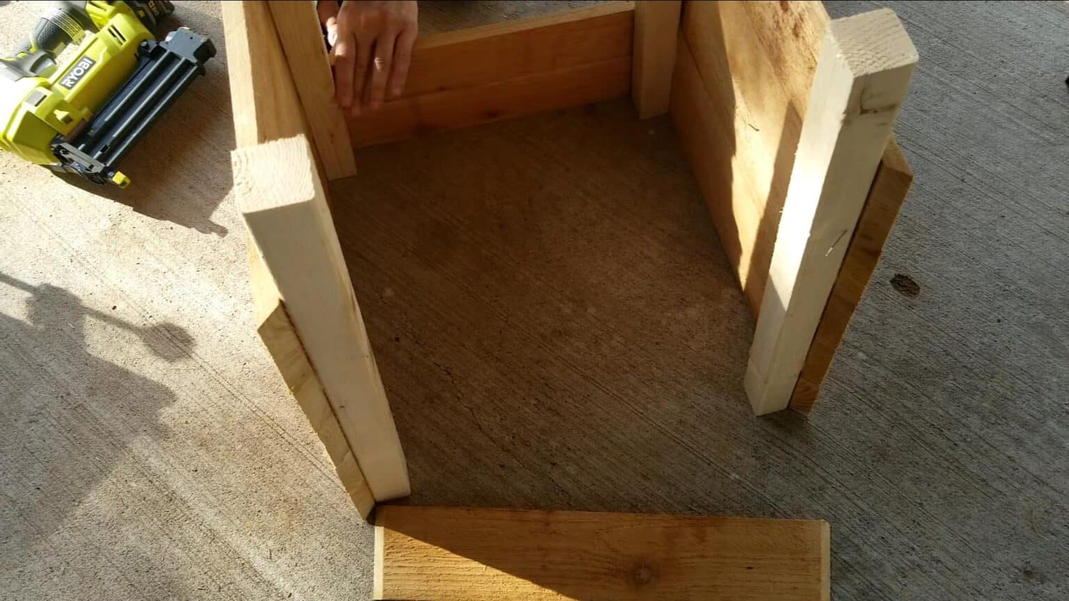 DIY Large Planter Box – The Inspired Workshop