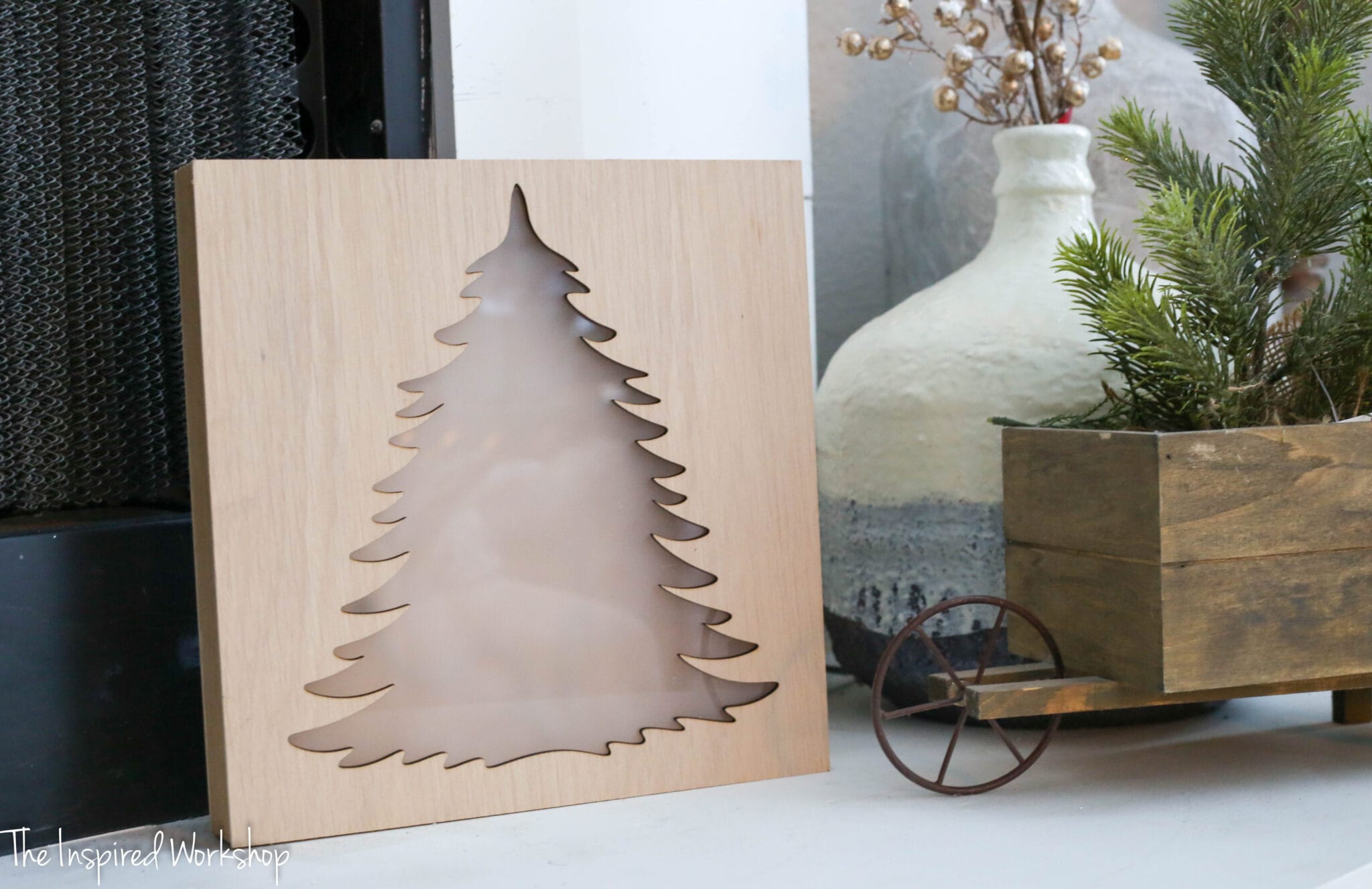 DIY Christmas Light Box – The Inspired Workshop