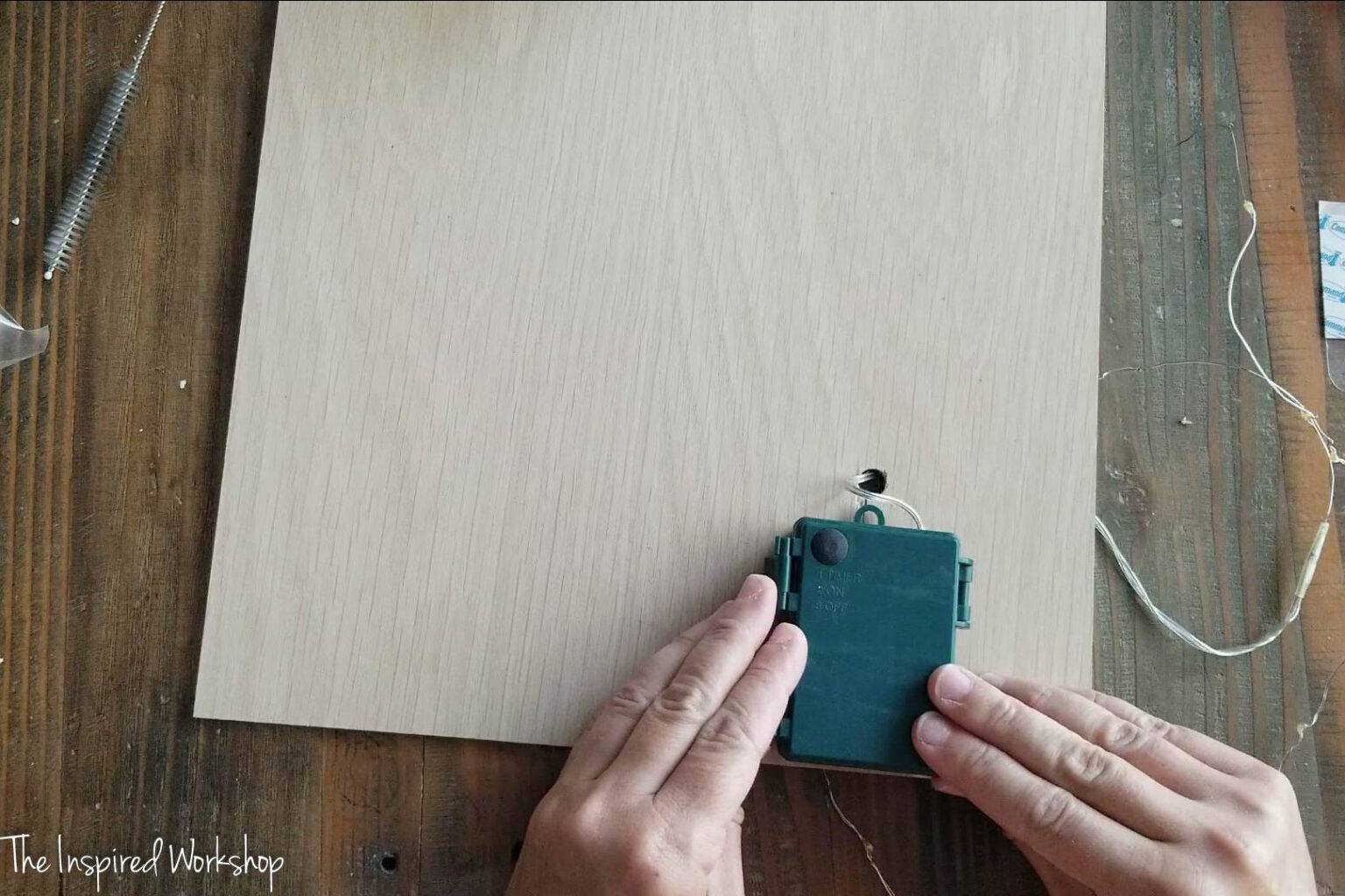 DIY Christmas Light Box – The Inspired Workshop